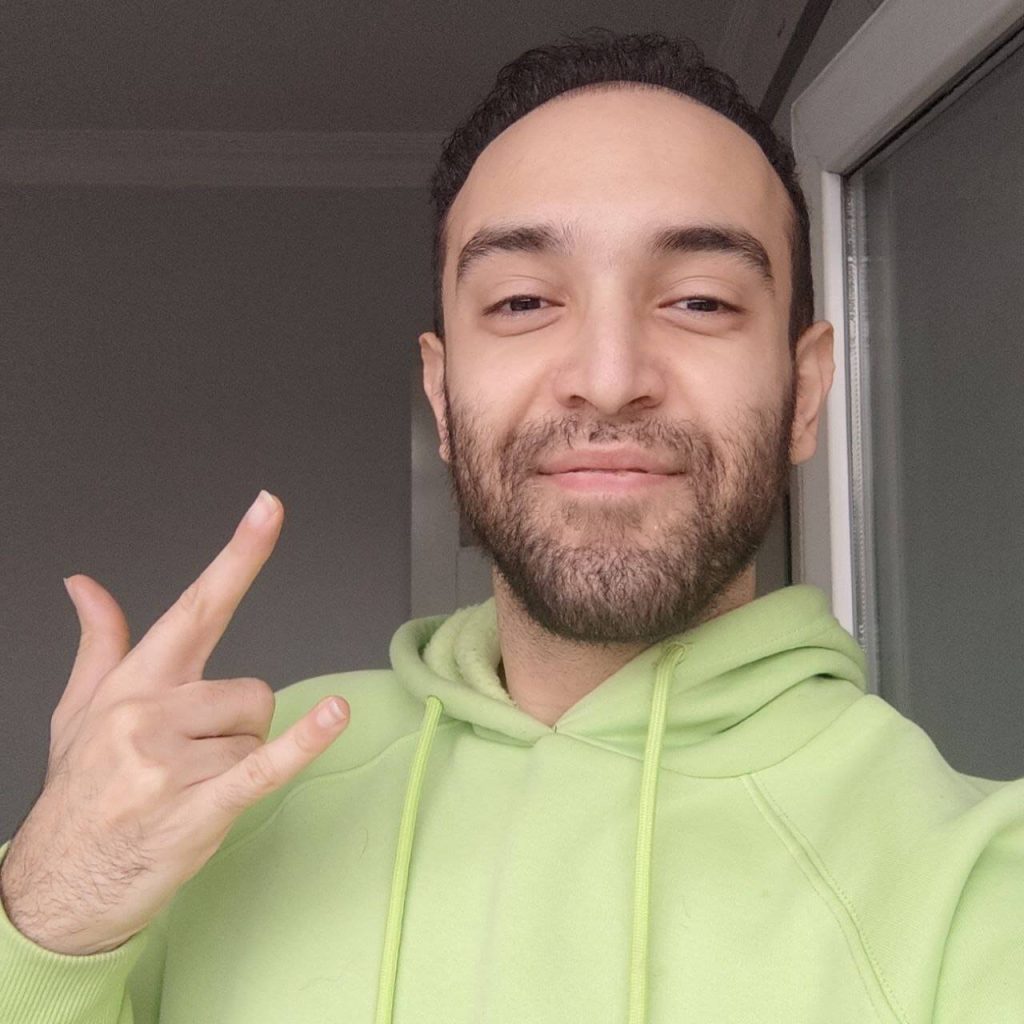 Phoenix English Language - Unlock English Mastery Today!